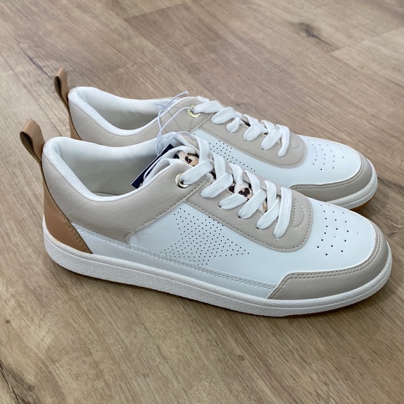 Universal Thread | Shoes | New Womens Universal Thread Rena Sneakers ...